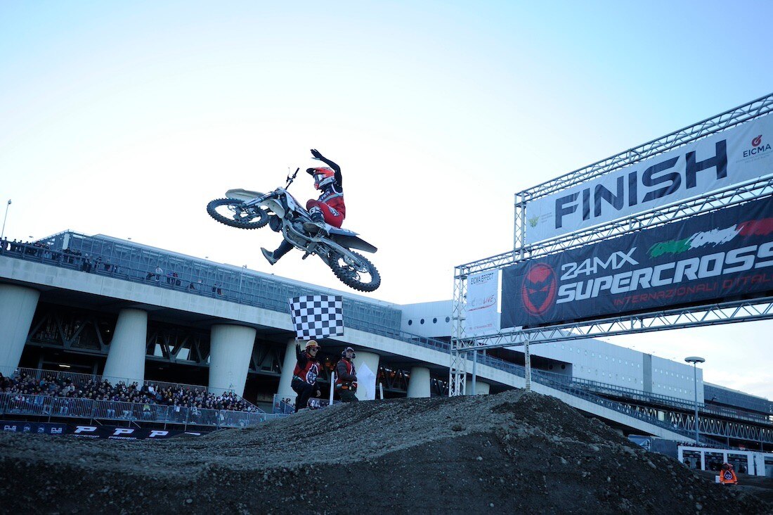 EICMA MotoLive: Brian Hsu si impone negli Internazionali d’Italia SX ...