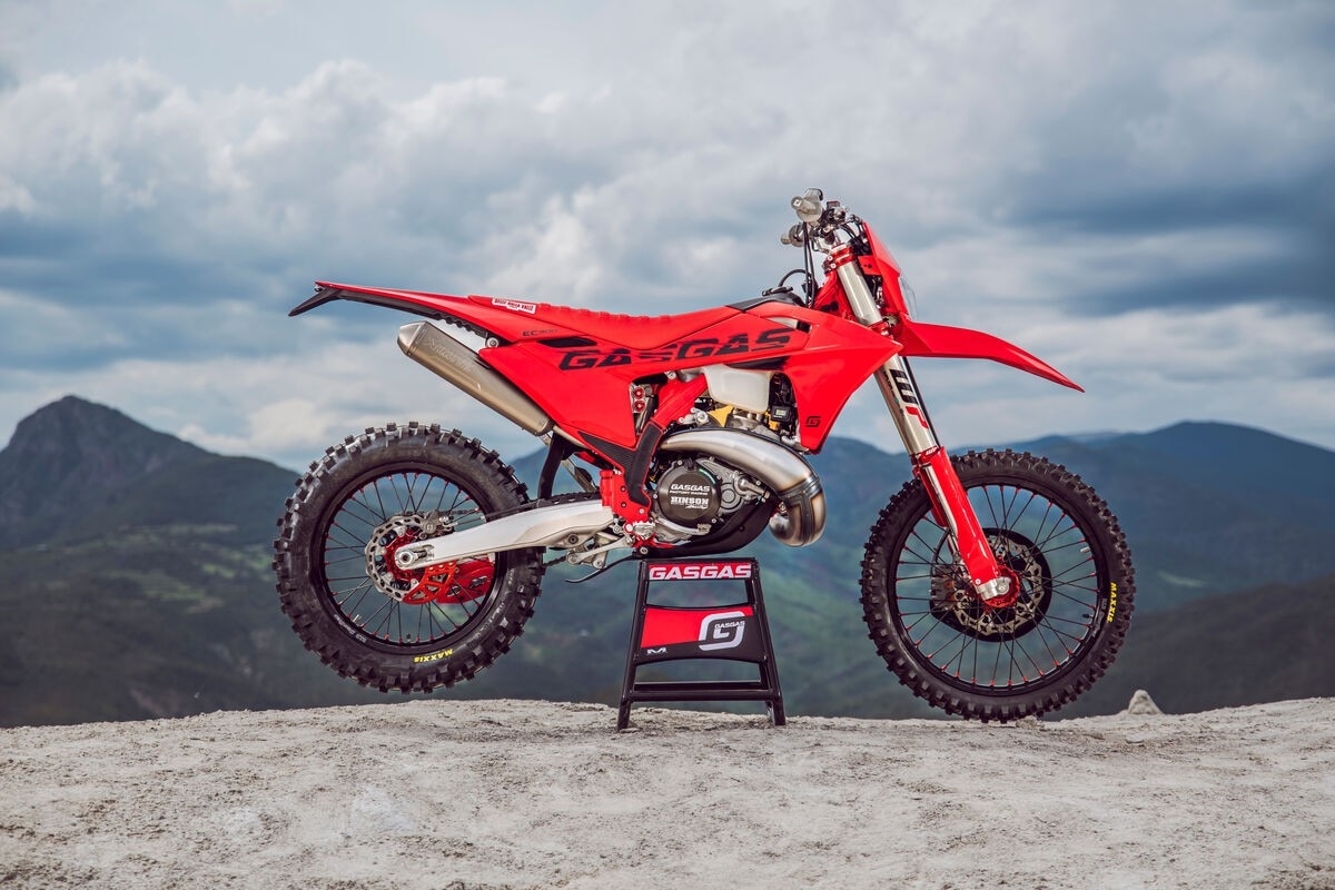 Novità GASGAS: ecco la gamma enduro 2025 - Xoffroad