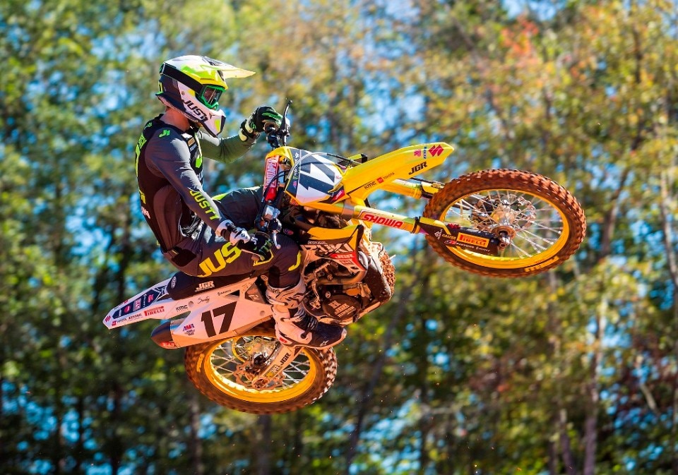 JGRMX Yoshimura Suzuki Factory Racing Line Up 2020 - Xoffroad