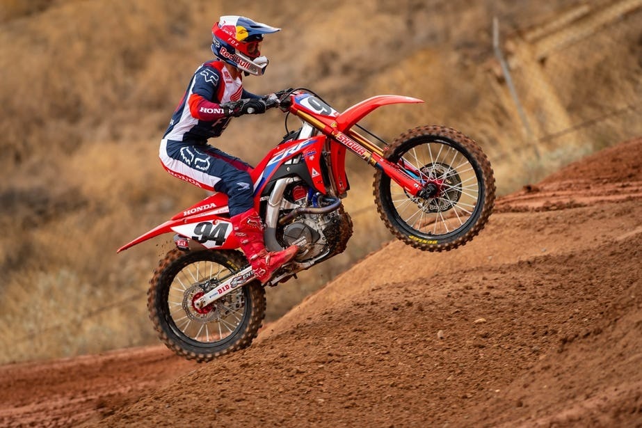 2020 Honda HRC and GEICO Honda Race teams RAW - Xoffroad