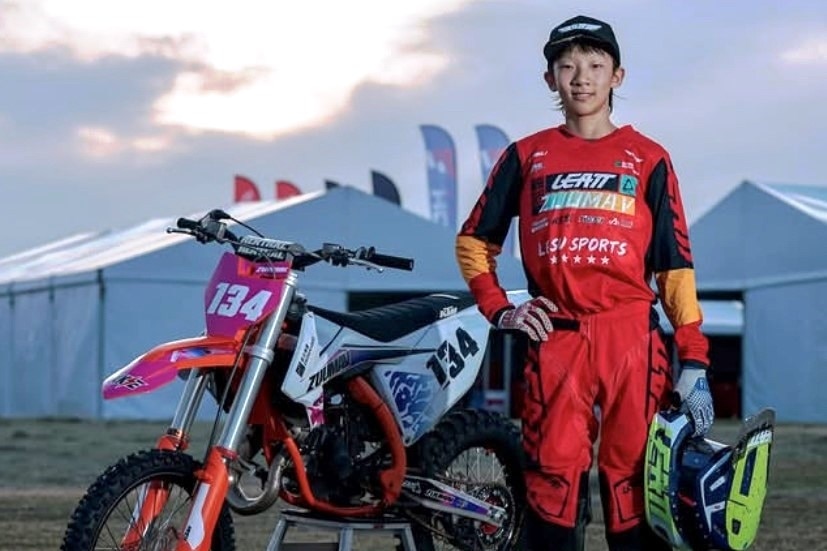 Dalla Cina con furore: Jinyu Yang nel Campionato Europeo EMX125 - Xoffroad