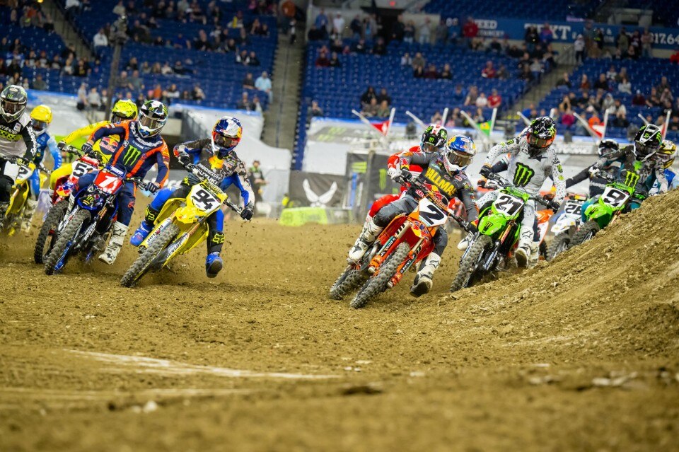 AMA Supercross 2023: la vittoria di Roczen, la tabella rossa di Webb ...
