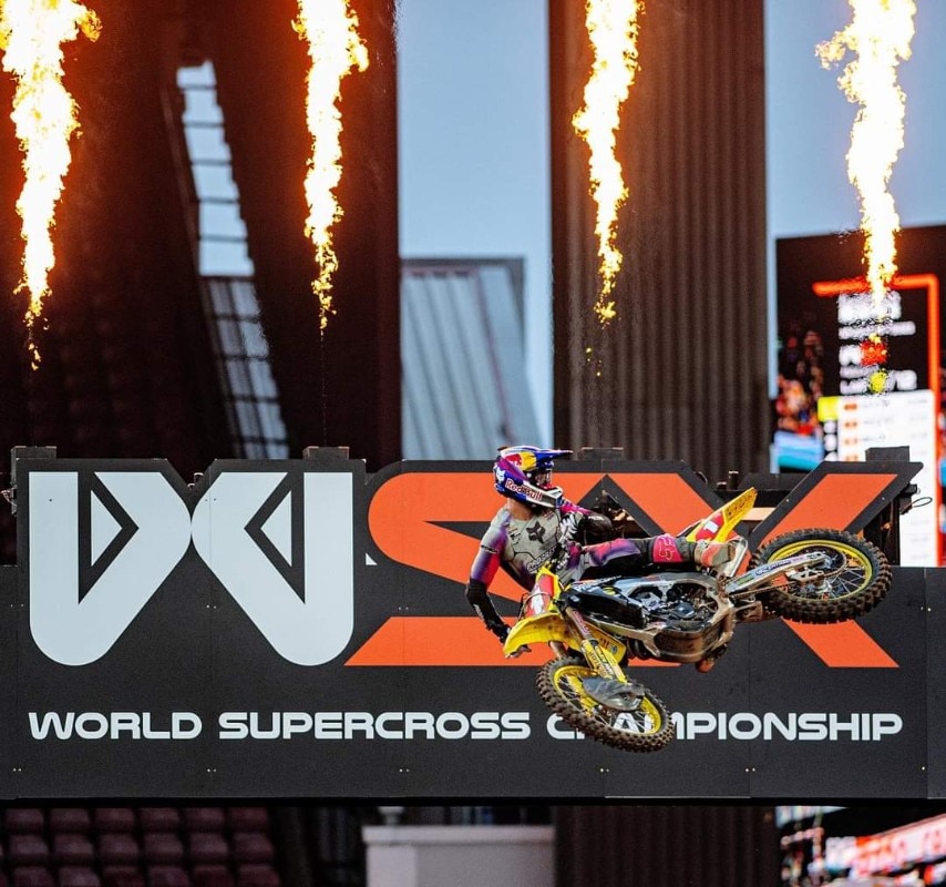 World Supercross Championship: Ken Roczen e Shane McElrath si ... World Supercross Championship: Ken Roczen e Shane McElrath si ...
