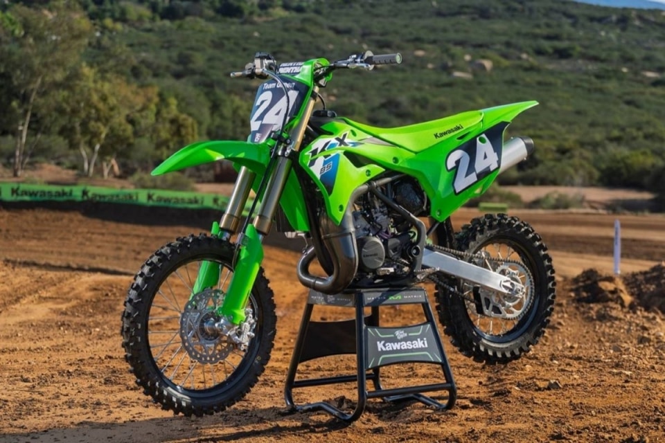 La Kawasaki KX85 2026 è tutta nuova - Xoffroad