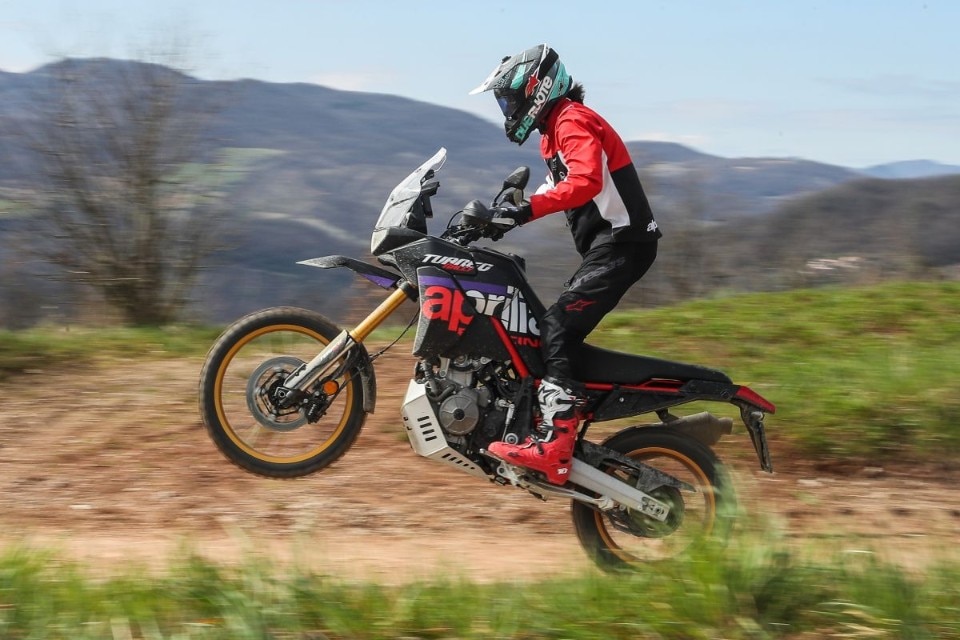 Prova Aprilia Tuareg Rally 660: più cattiva e pronta al deserto - Xoffroad